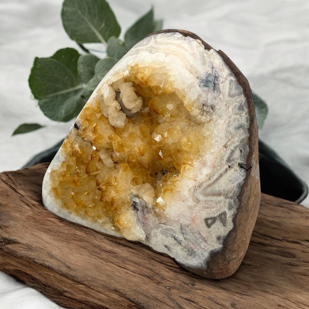 Geodes – Earths Elements